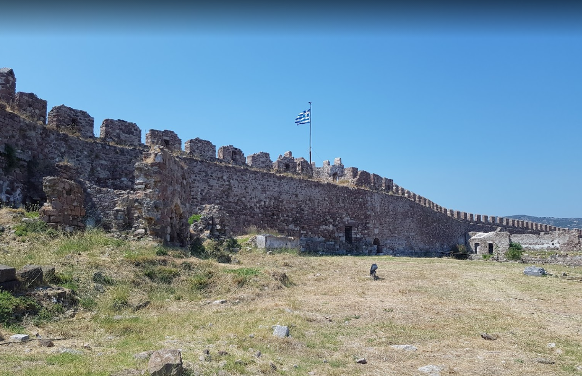 Ιστορικοι και Αρχαιολογικοι χωροι : :: Molivostaxi-com